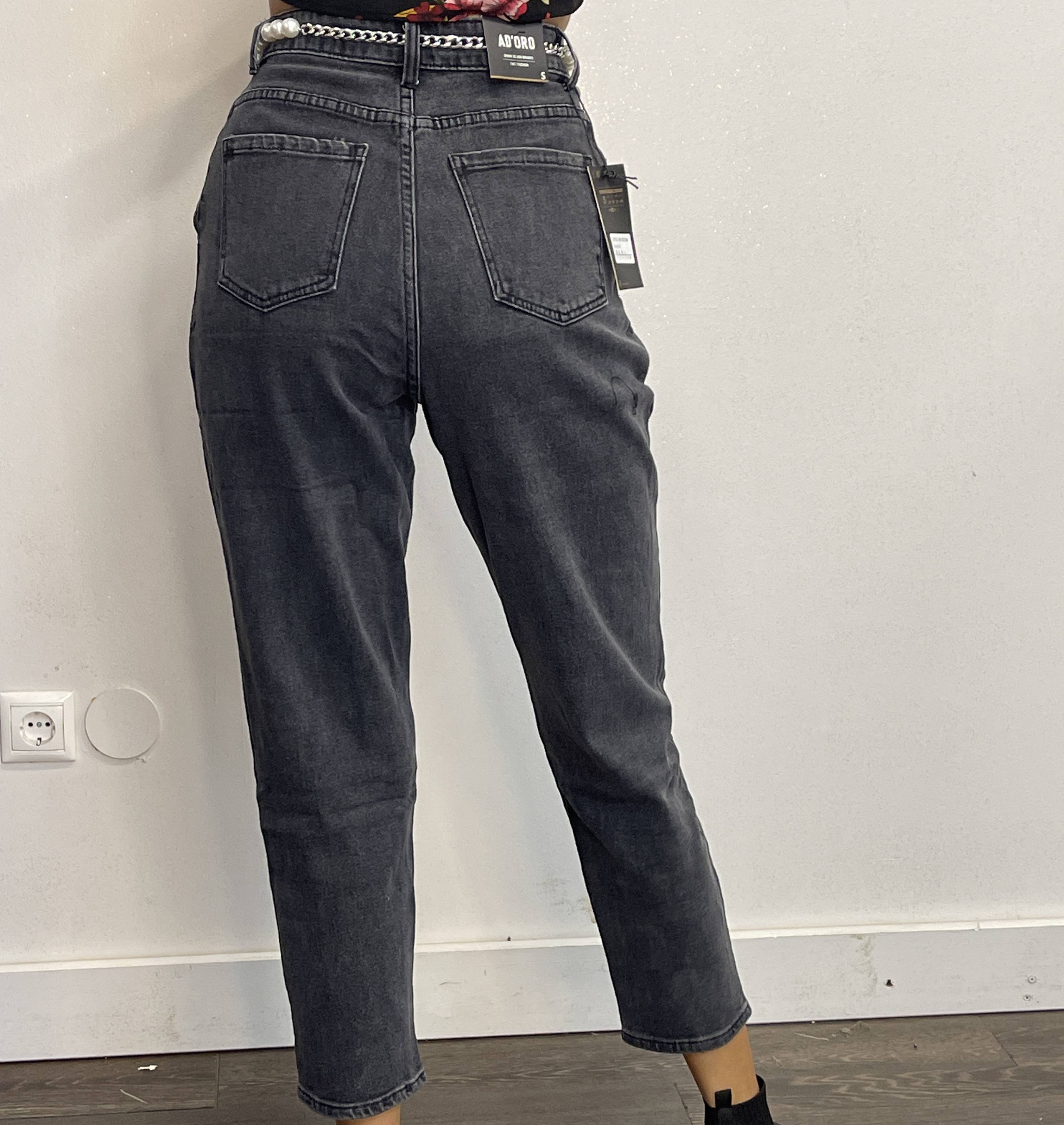 Jean mom μαυρο με ζώνη αλυσίδα και πέρλες